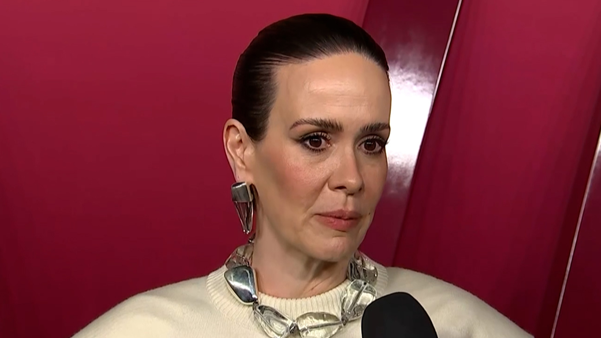 Sarah Paulson Emotionally Remembers 'Very Dear Friend' Diane Keaton ...