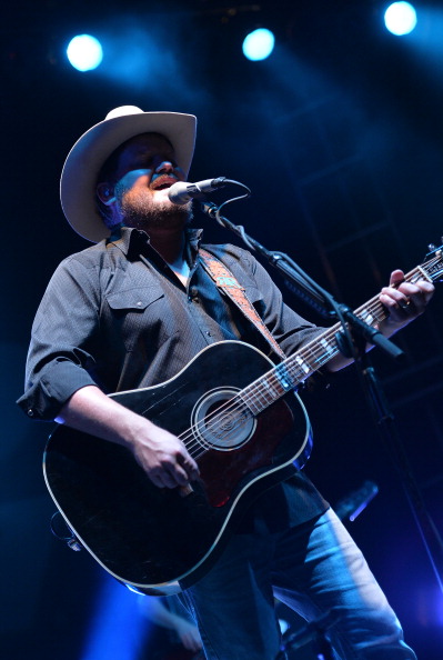 Country Singer Randy Rogers' Newborn Daughter Dies - Access