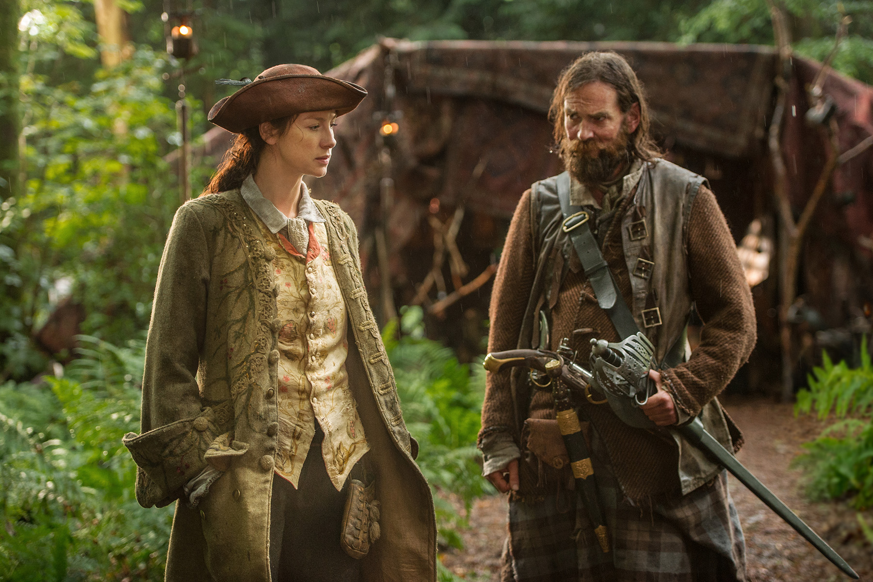 'Outlander': Duncan Lacroix On Dancing, Claire & Murtagh's Ellen ...